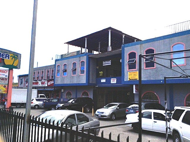Commercial building For Sale in Constant Spring, Kingston / St. Andrew ...