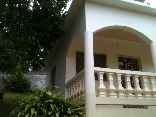 House For Rent in Brumalia, Manchester Jamaica | PropertyAdsJa.com