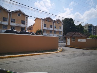 Apartment For Rent in New Kingston, Kingston / St. Andrew Jamaica ...