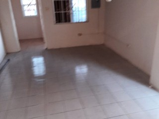 Townhouse For Rent in Bridgeview Portmore, St. Catherine Jamaica ...