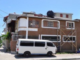 Townhouse For Sale in Bay Farm Road Kgn 11, Kingston / St. Andrew ...