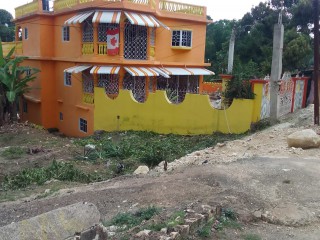 Apartment For Rent in Ewarton, St. Catherine Jamaica | PropertyAdsJa.com