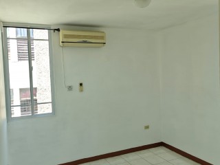 Apartment For Rent in Constant Spring Road, Kingston / St. Andrew ...